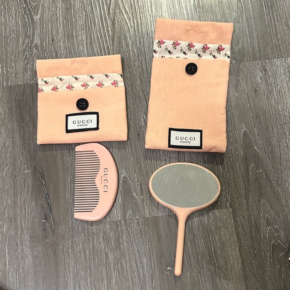 Gucci | Accessories | Gucci Kids Peach Bib And Accessory Set | Poshmark